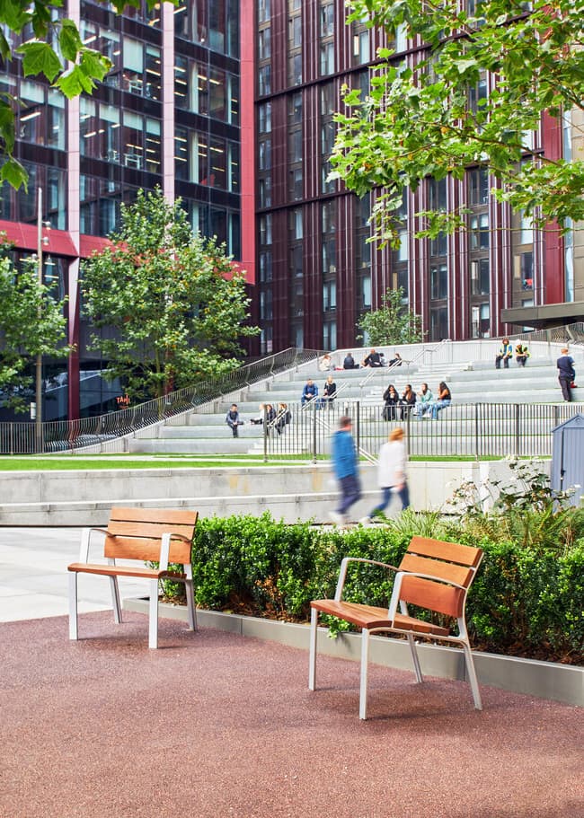 Circle Square - Urbidermis